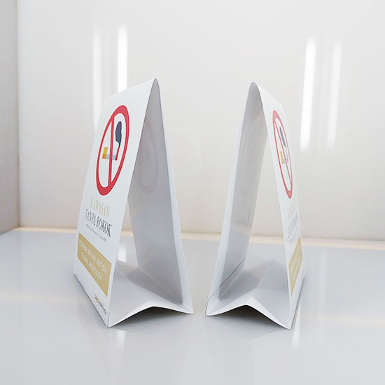 Tent Card A5+laminasi | Cathay Digital Printing